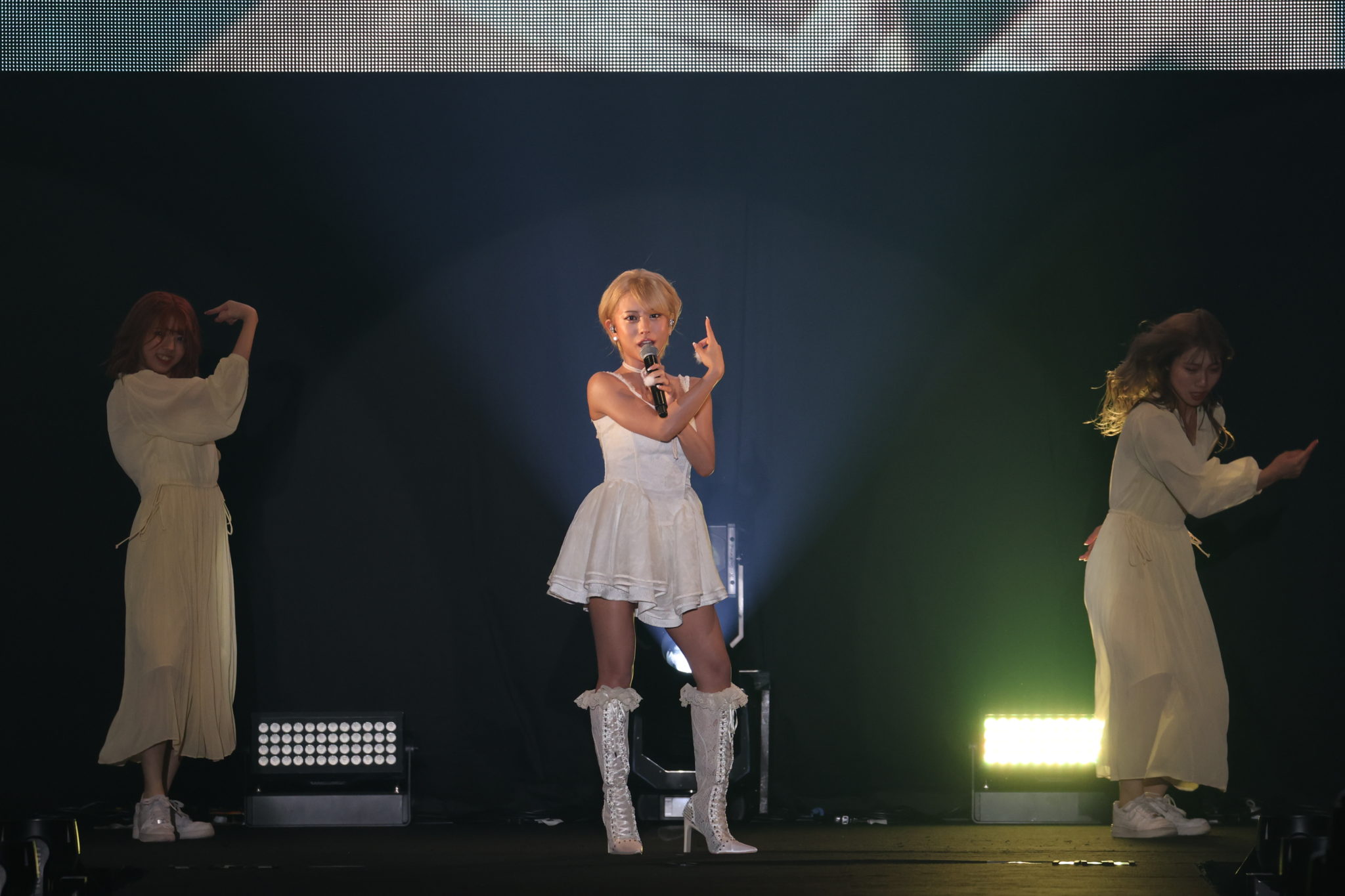 華、TGC 北九州でデビュー曲「Flower」を初歌唱！「you」も初披露！ | Liveen Times