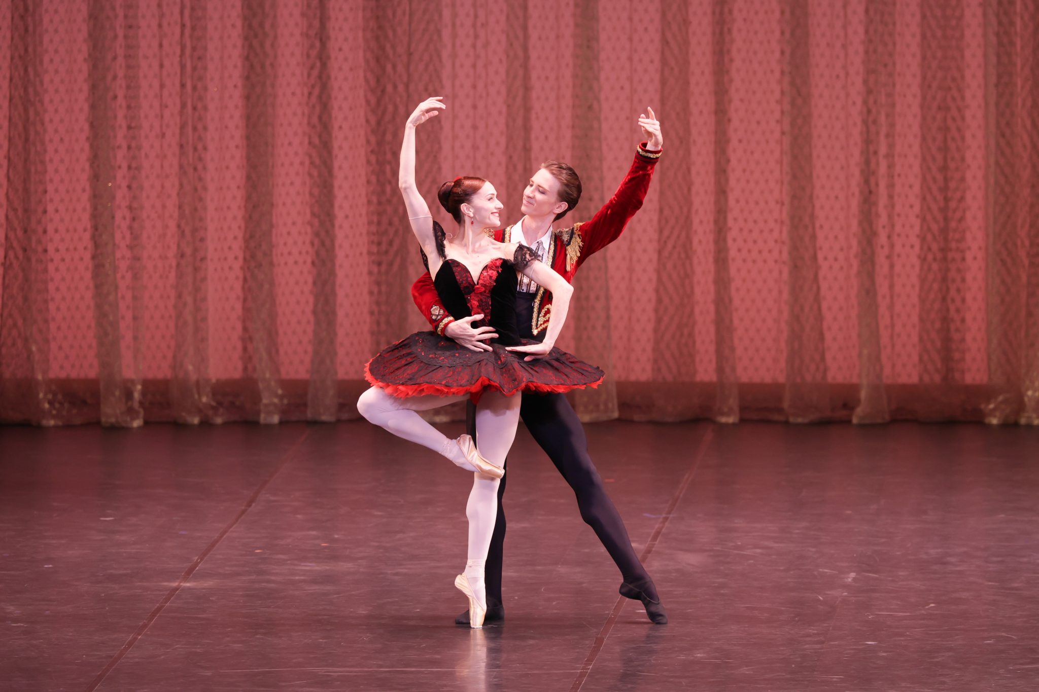 【公演レポ】第17回世界バレエフェスティバル Aプログラム＜WORLD BALLET FESTIVAL＞ | Liveen Times