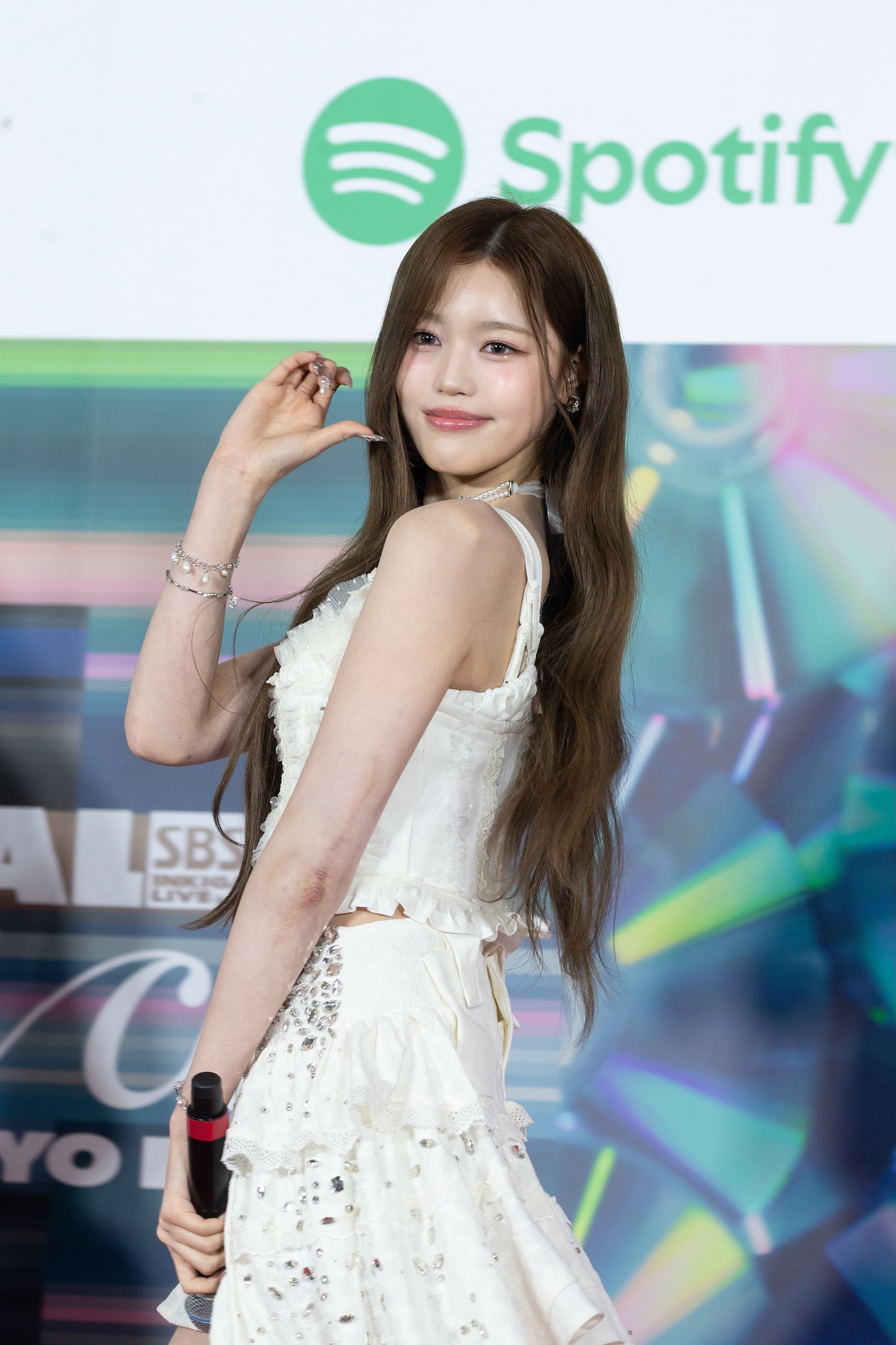 IZNA、夢のステージ東京ドームでSIGN初披露！ ＜INGAレカペ＞ | Liveen Times